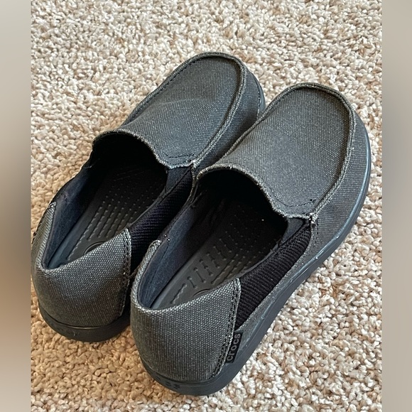 CROCS | Shoes | Boys Crocs Slip Ons | Poshmark